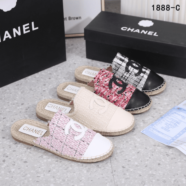 Sepatu Chanel Slip On 1888-C Semi Platinum (Kode: CHA397) - TasKW.com
