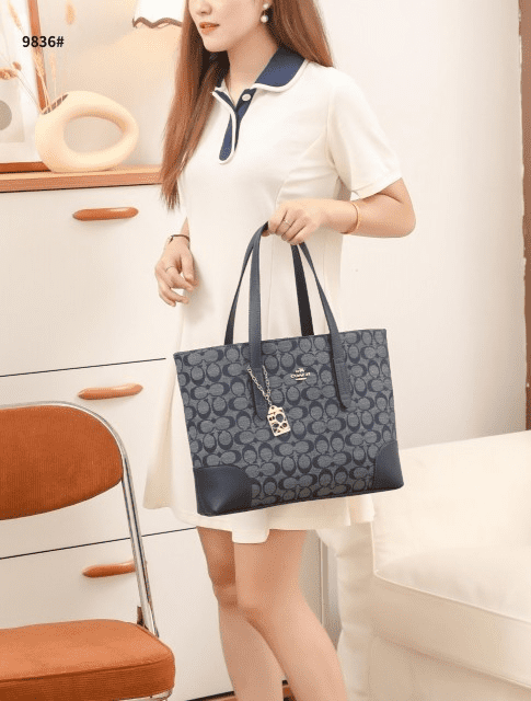 Tas Coach Signature Logo Zip Tote Bag 2in1 9836 Semi Premium (Kode ...