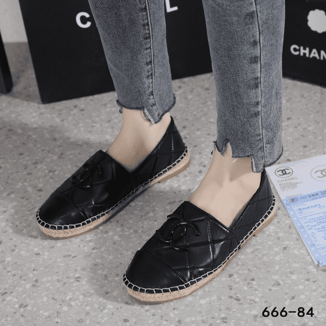 Sepatu Chanel Lambskin Cc Espadrilles 666-84 Semi Platinum (Kode ...