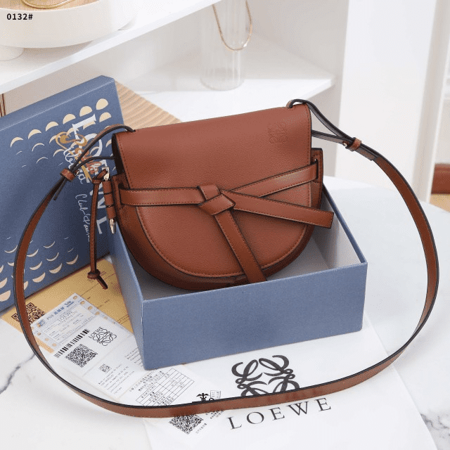 Tas Loewe Gate 0132 Semi Platinum (Kode: FAS251) - TasKW.com