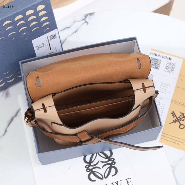 Tas Loewe Gate 0132 Semi Platinum (Kode: FAS251) - TasKW.com