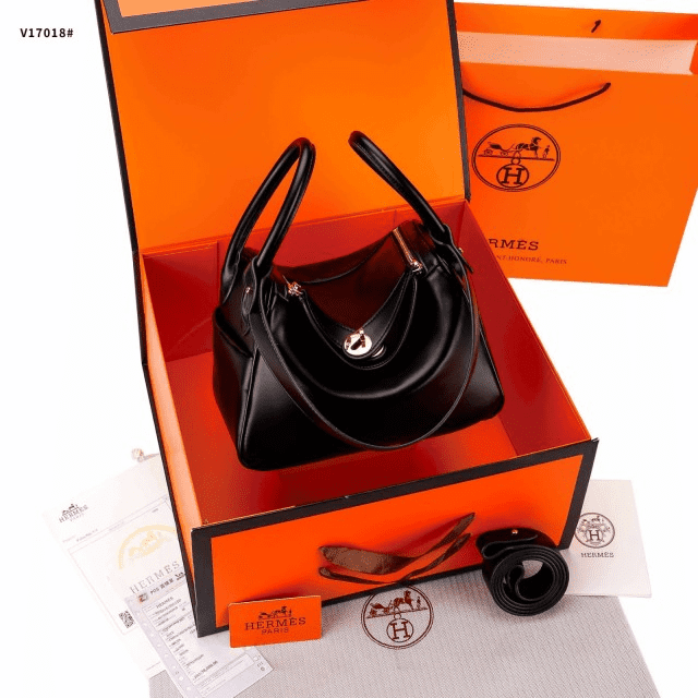 Tas Hermes Lindy 26 Verso Leather Bag's Gold Hardware V17018 Semi ...