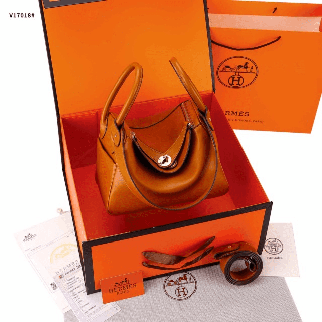 Tas Hermes Lindy 26 Verso Leather Bag's Gold Hardware V17018 Semi ...