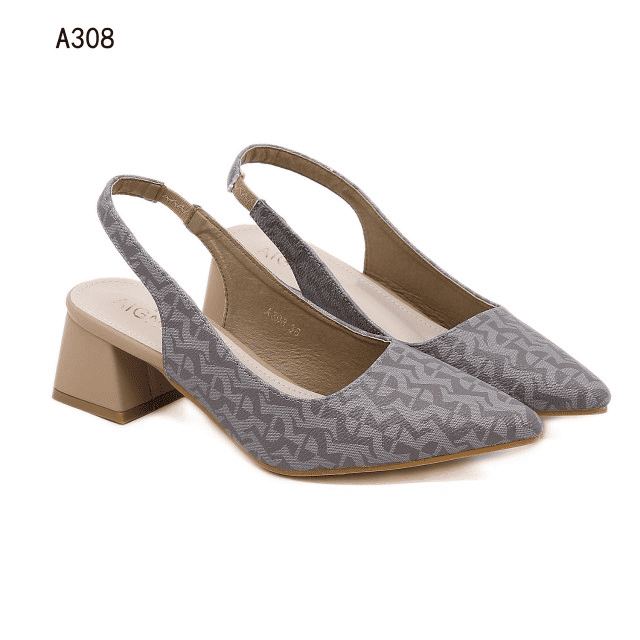 Sepatu Aigner Block Heel in Signature Coated Canvas A308 Semi Premium ...