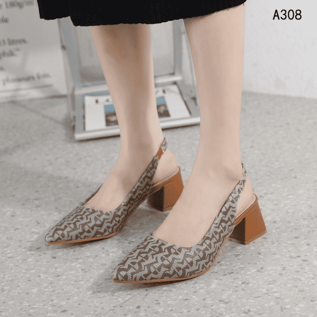 Sepatu Aigner Block Heel in Signature Coated Canvas A308 Semi Premium ...