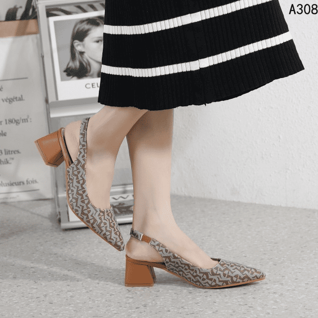 Sepatu Aigner Block Heel in Signature Coated Canvas A308 Semi Premium ...