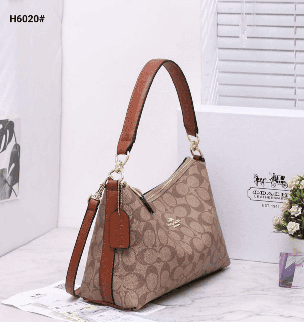 Tas Coach Lewis Shoulder Bag in Signature H6020 Semi Platinum (Kode ...