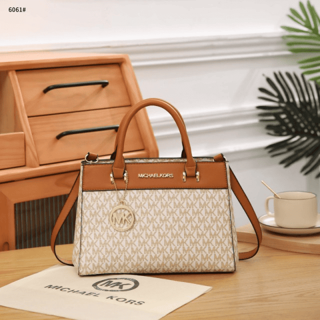 Tas MK Michael Kors 6061 Semi Platinum (Kode: MKR298) - TasKW.com