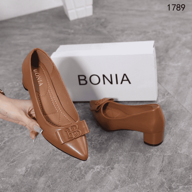Sepatu Bonia Leather Logo Bow Block- Heel Pumps 1789 Semi Premium (Kode ...