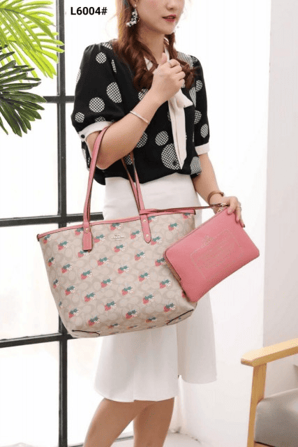 Tas Coach Reversible Back and Forth Tote Bag Strawberry Edition Set ...