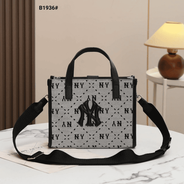 Tas MLB Major Leaque Baseball Big Dia Monogram Jacquard S-Tote Bag ...