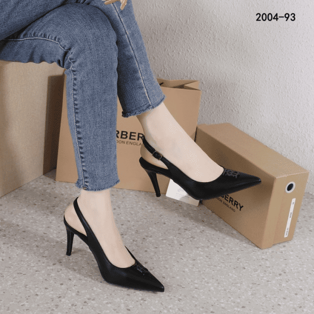 Sepatu Burberry 2004-93 Heels Semi Platinum (Kode: BUR157) - TasKW.com