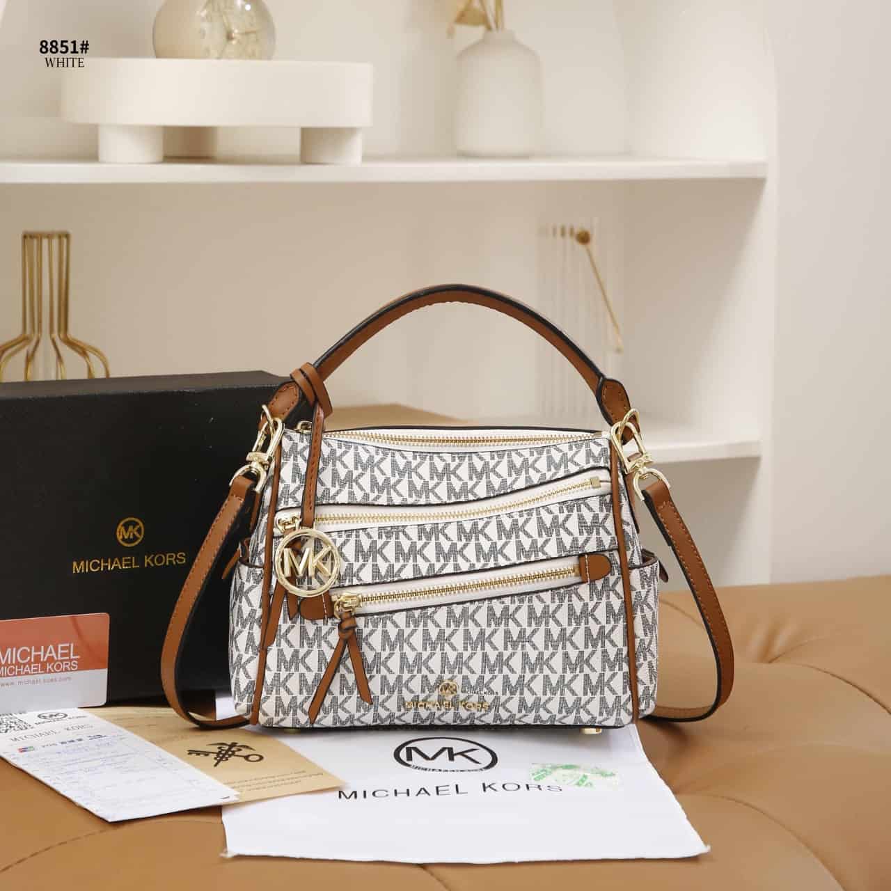 Tas Michael Kors 8851 Signature Logo Lorimer Medium Satchel Bag Semi ...