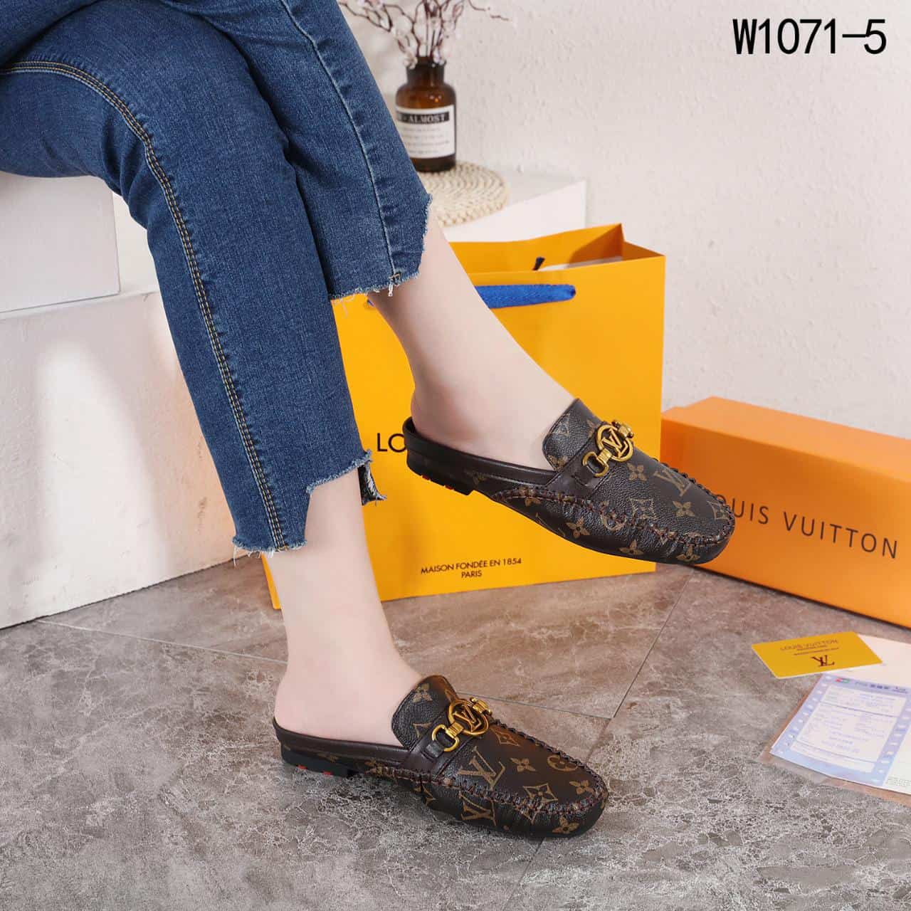 Sepatu Louis Vuitton Lv Slip On Loafers Cofy Flats Fullset W1071-5 Semi ...