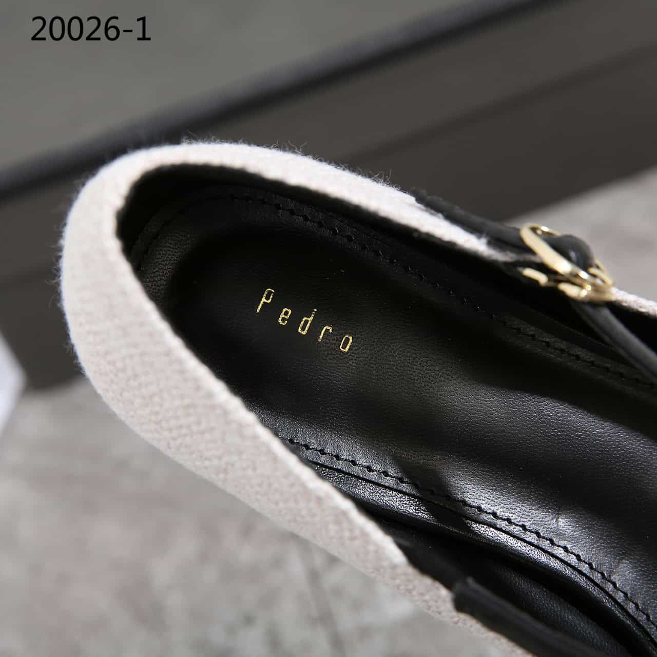 Sepatu Pedro 20026-1 Flatshoe Semi Platinum (Kode: PED166) - TasKW.com
