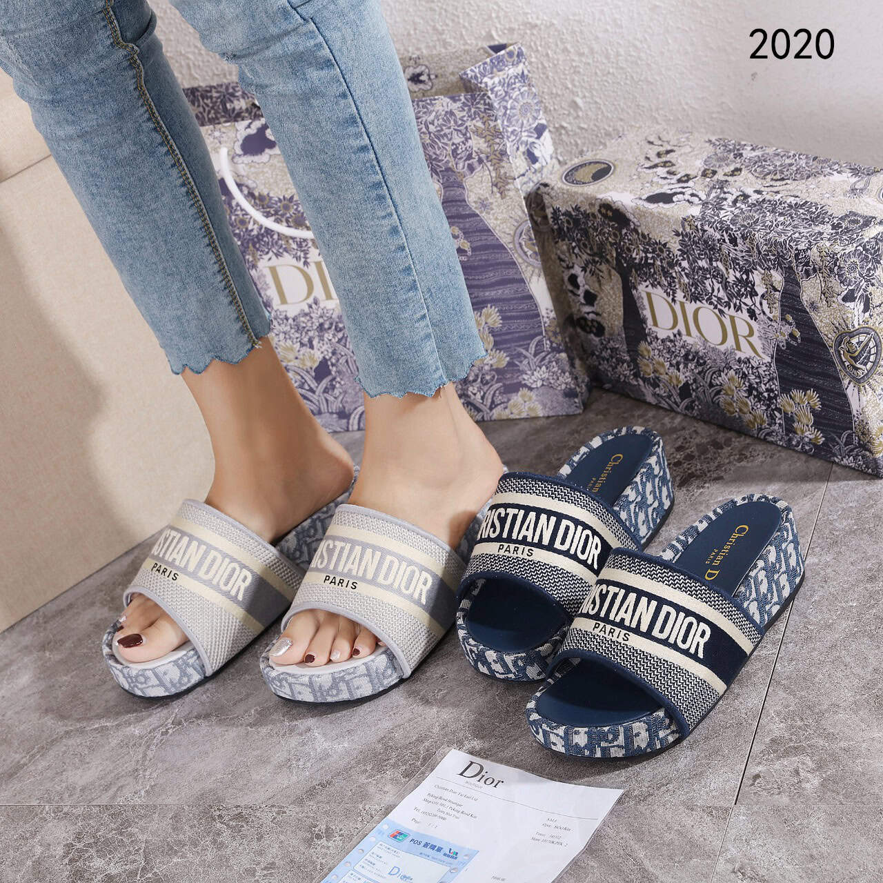 Sendal Dior 2020 Christian Dior Oblique Embroidered D-Way Platform ...