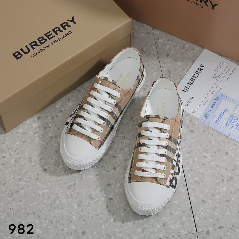 Tas Burberry Model Terbaru Harga Murah KW Super Premium - TasKW.com
