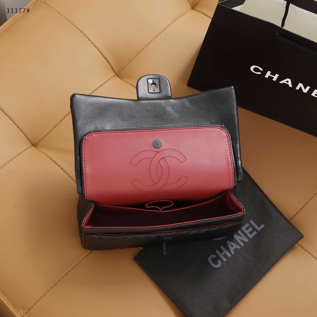 Tas Chanel 11177 Black Chevron Quilted Lambskin Leather Medium Classic ...