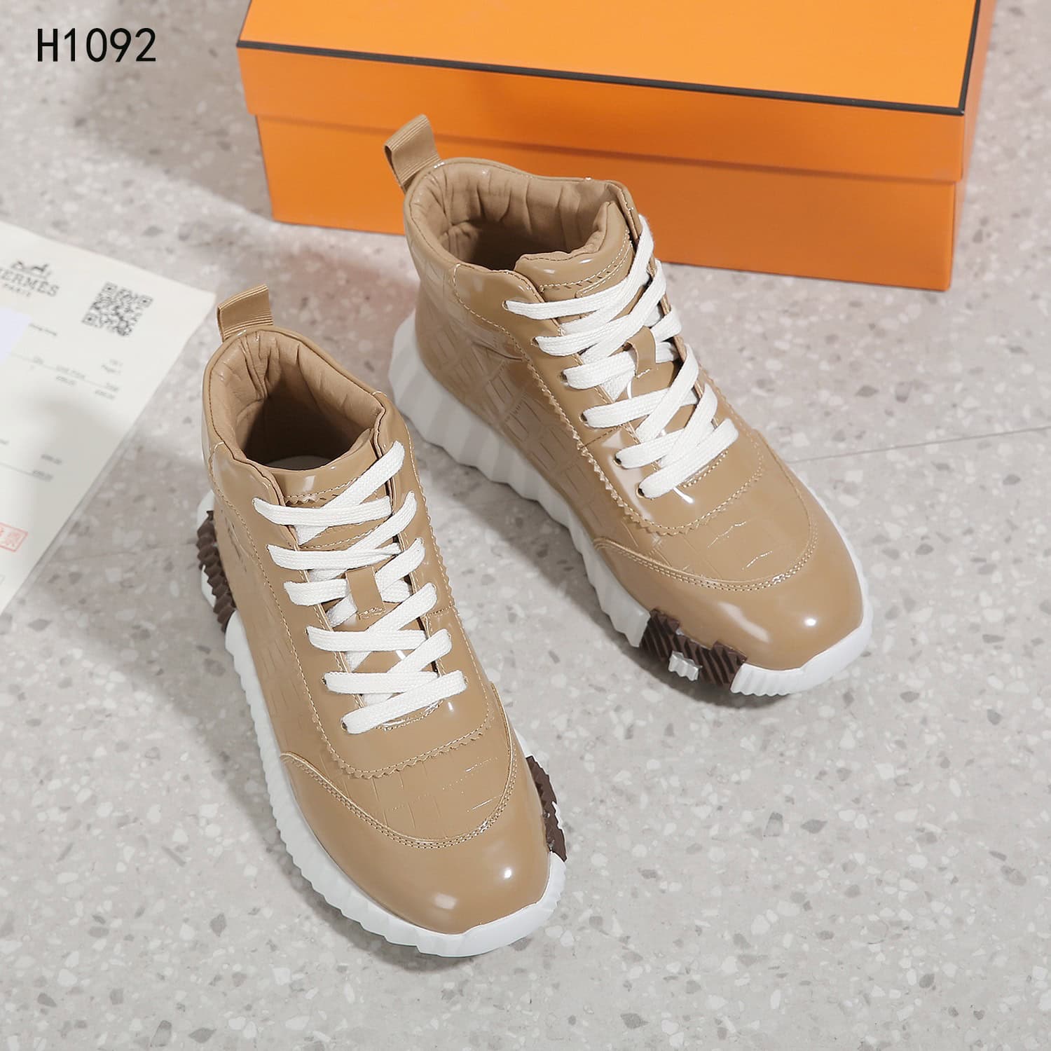 Sepatu Hermes H1092 Croco Leather Hip-Hop Sneaker Semi Platinum (Kode ...