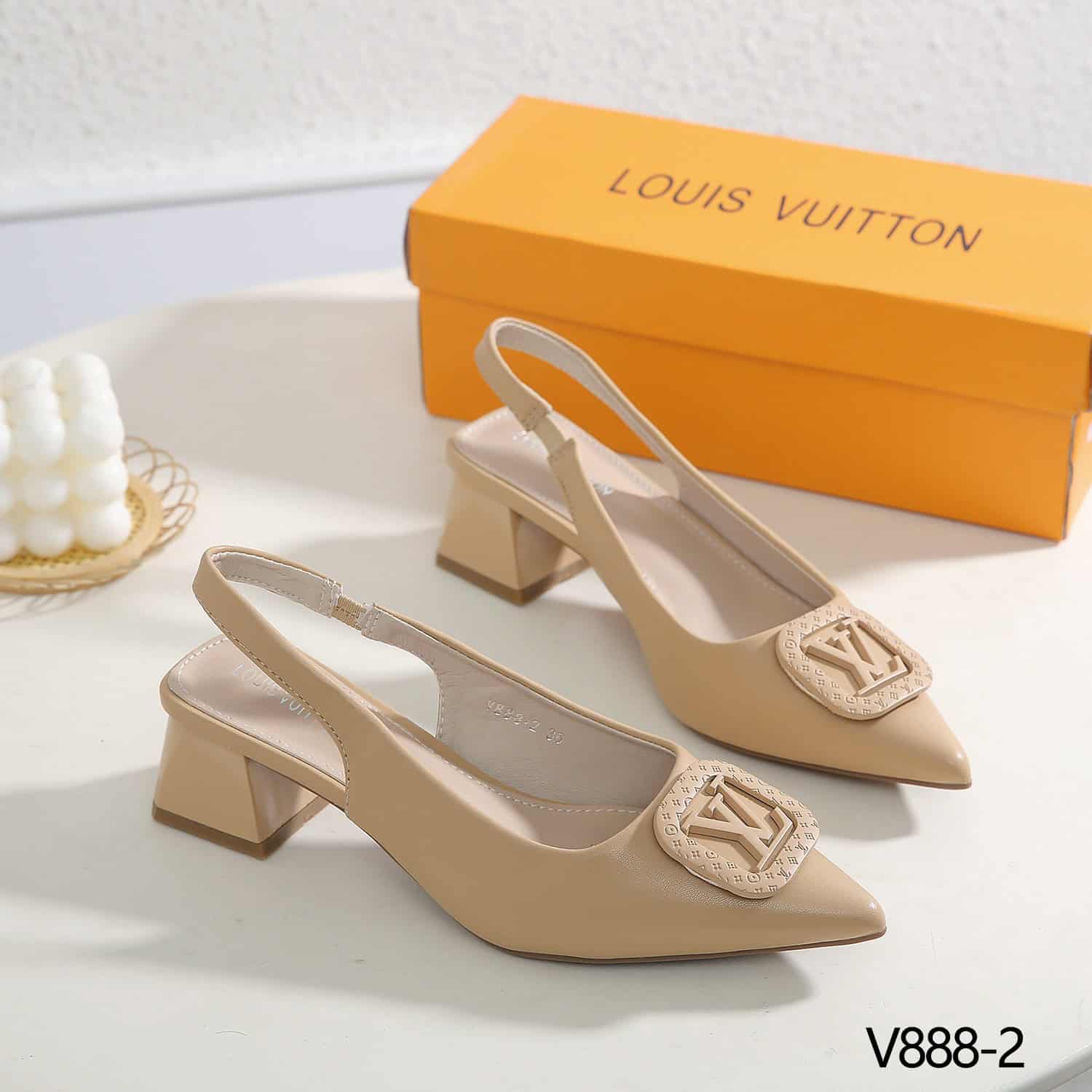 Sepatu Louis Vuitton V888-2 Leather LV-Logo SlingBagck Pumps Semi ...