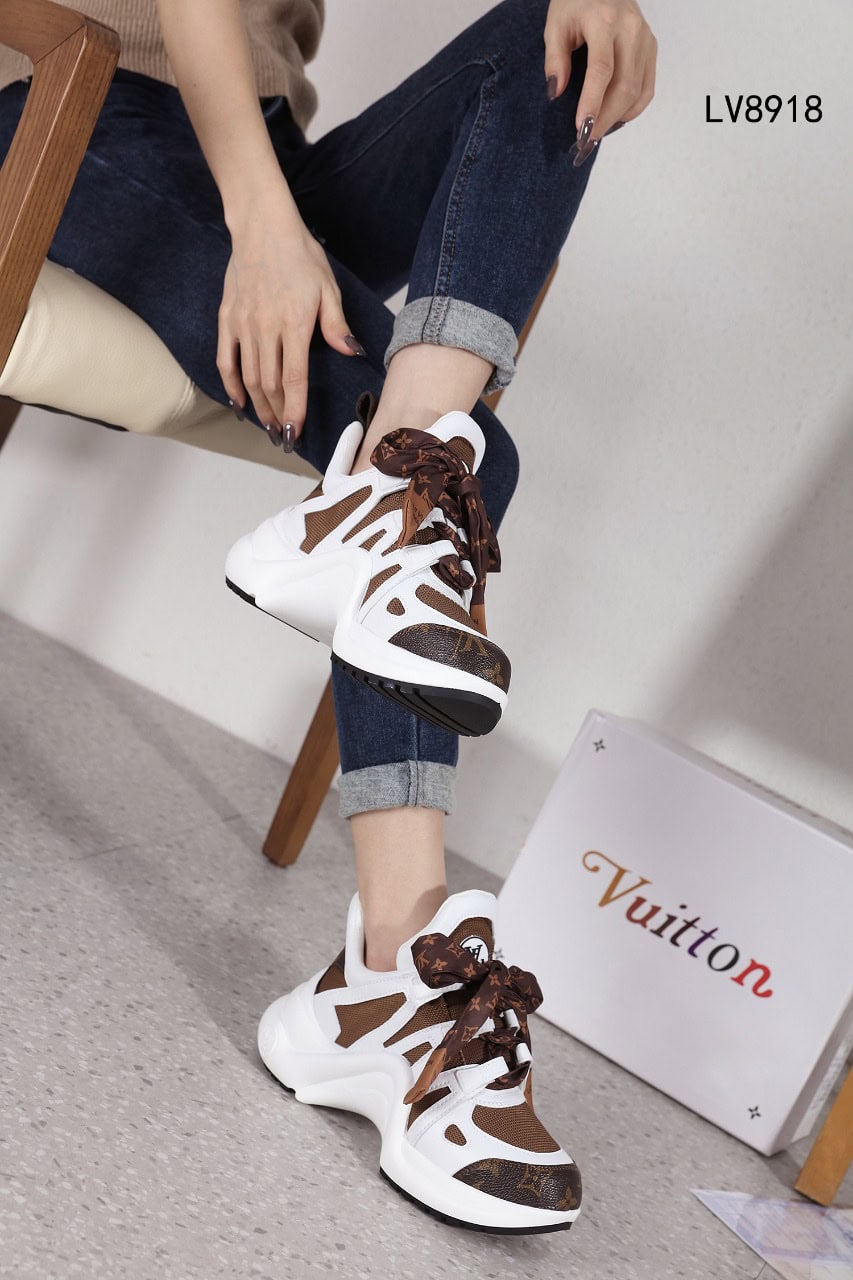 Sepatu Louis Vuitton LV8918 LV Archlight Sneaker Semi Platinum (Kode ...