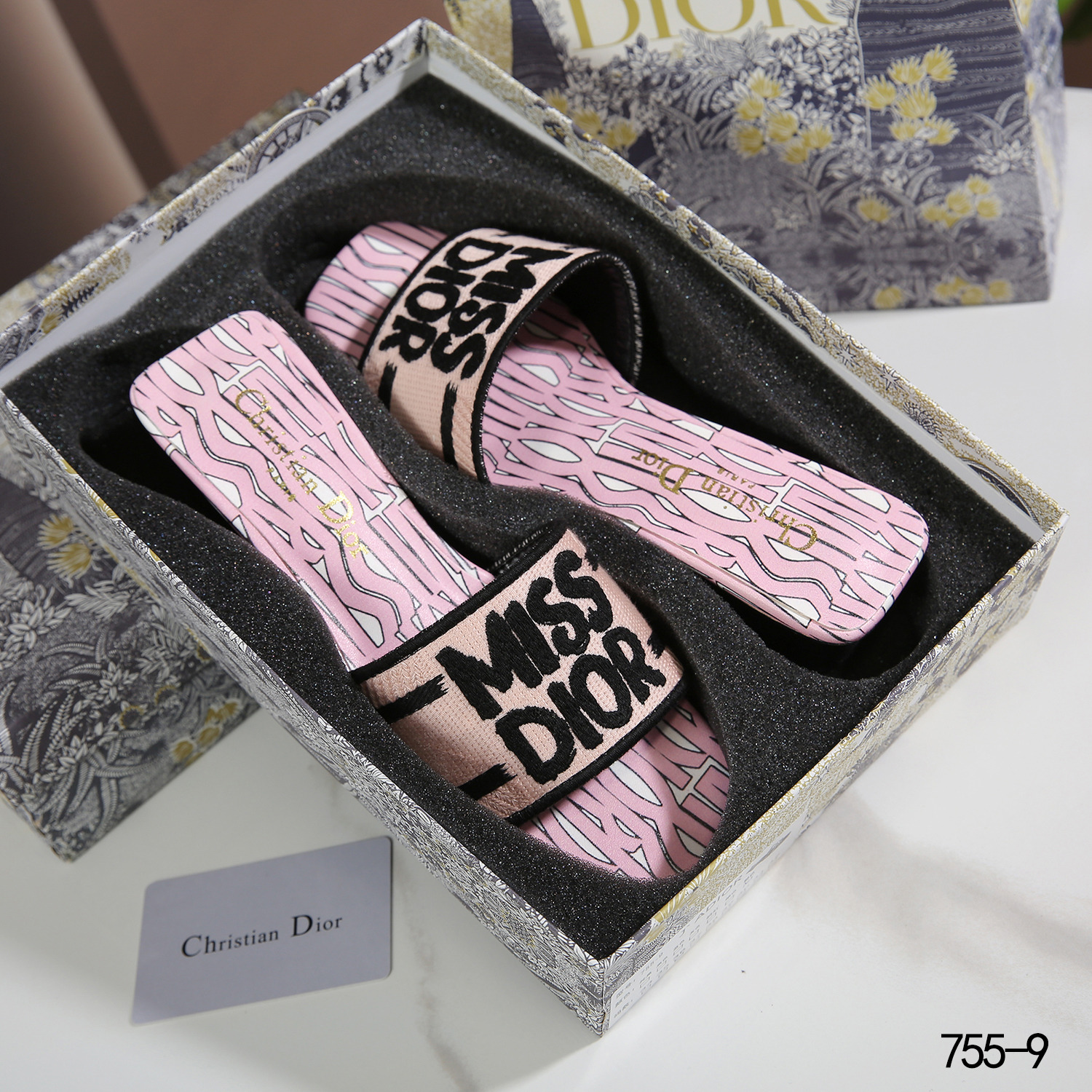 Sendal Christian Dior 755-9 Mules Semi Platinum (Kode: CDR638) - TasKW.com
