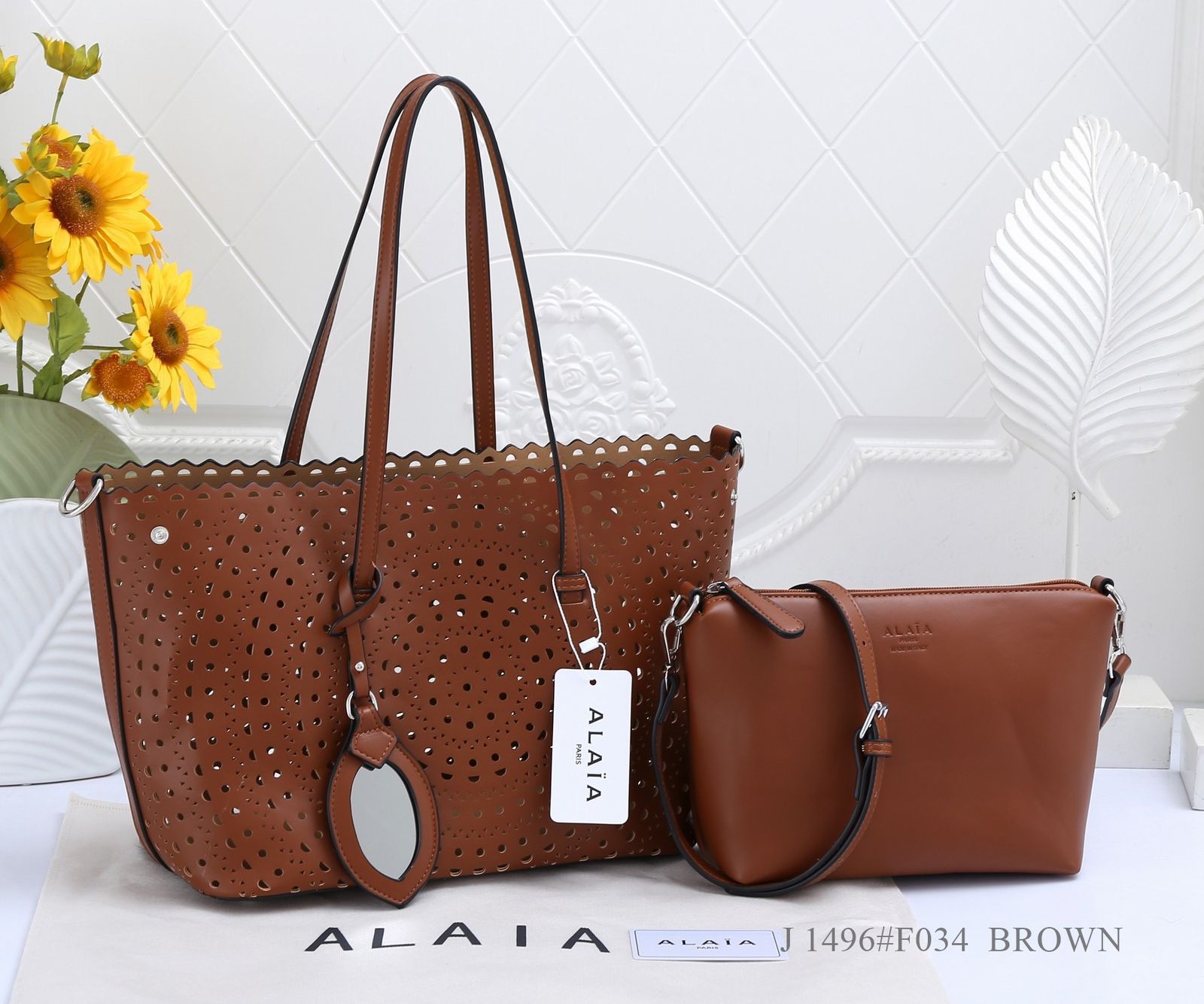 Tas Alaia Mina Tote Bag Sable 1496 F034 Semi Premium (Kode: FAS516 ...