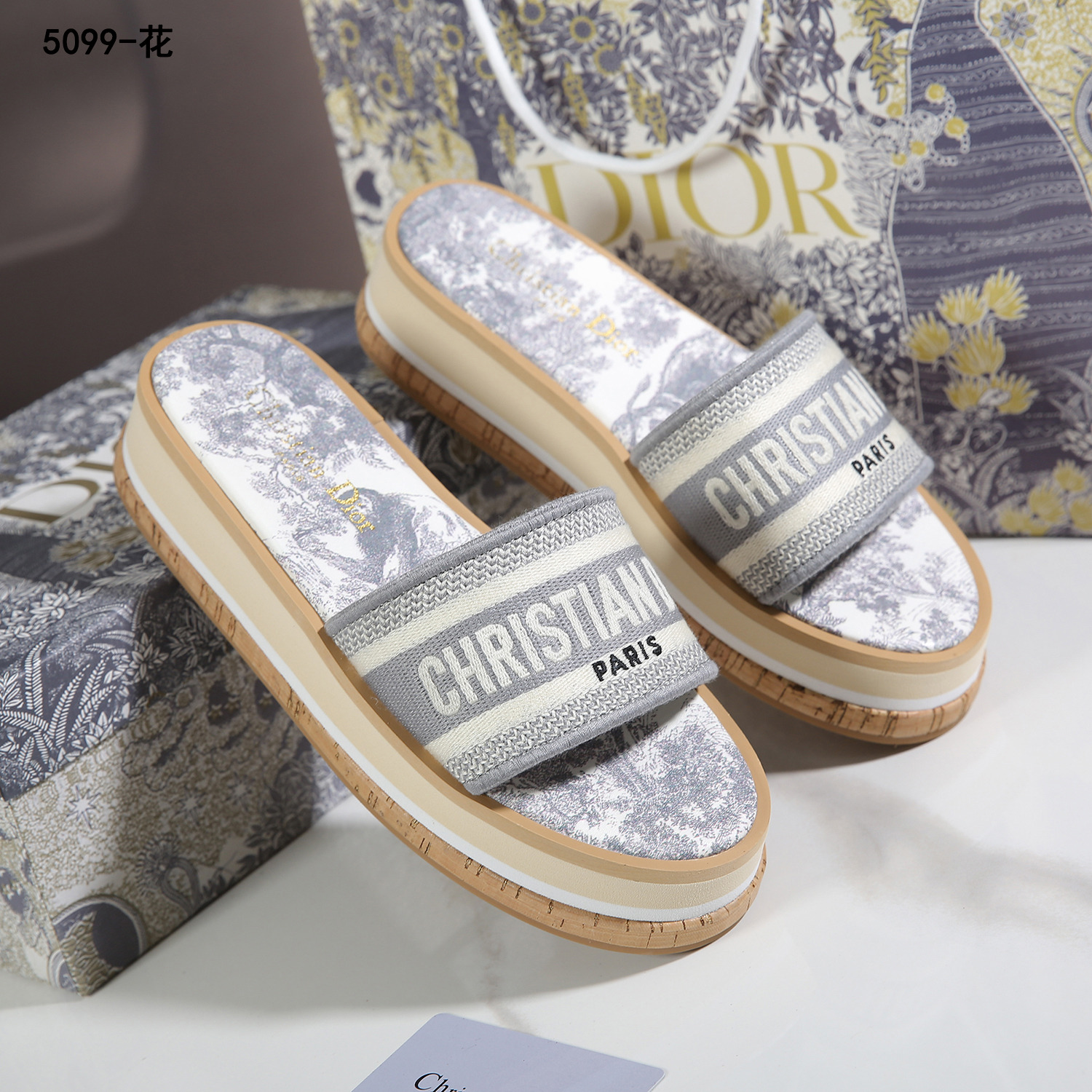 Sendal Christian Dior 5099 Slide Semi Platinum (Kode: CDR686) - TasKW.com