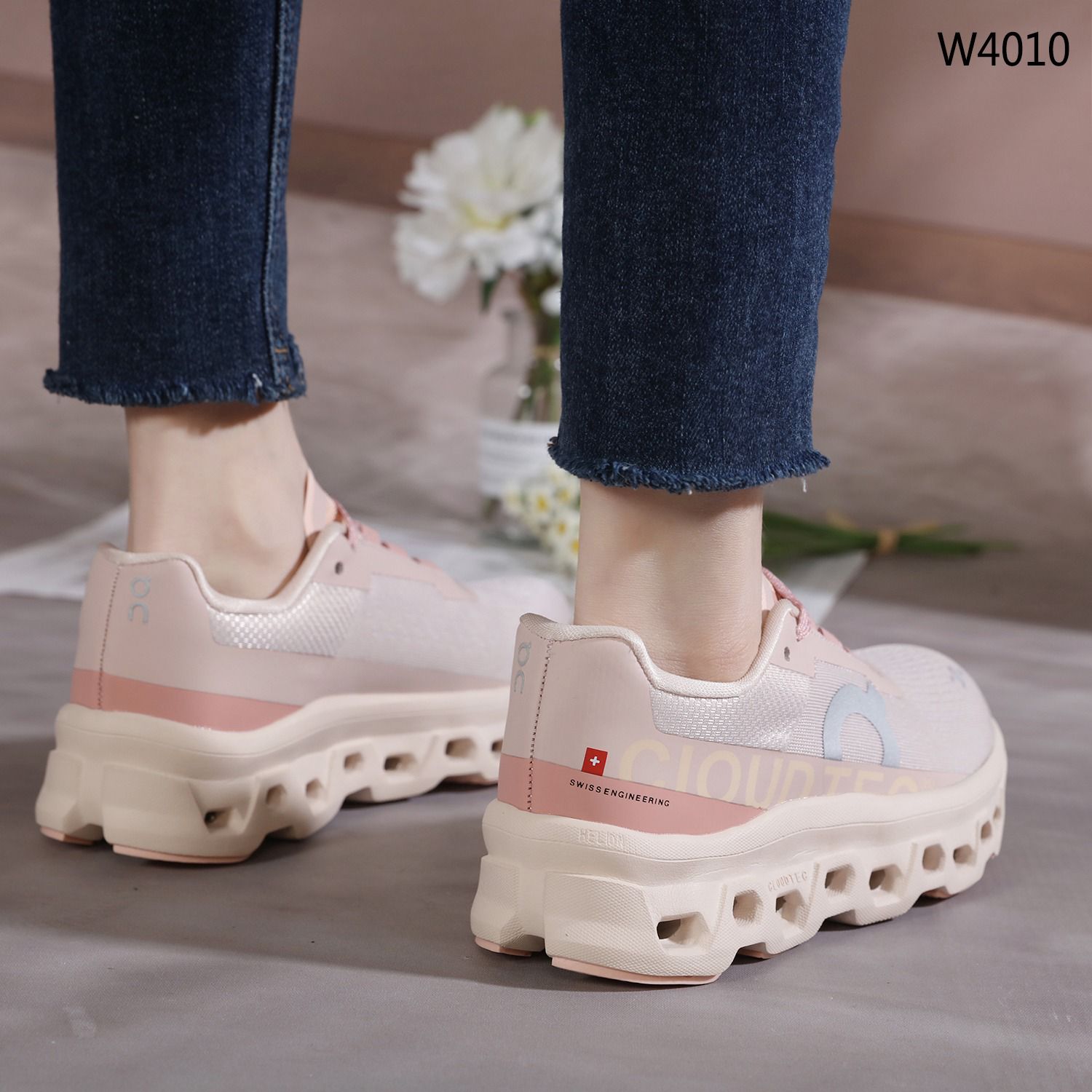 Sepatu On Cloud Running Sneakers Grade AAA W4010 Semi Original (Kode: SFA475) - TasKW.com