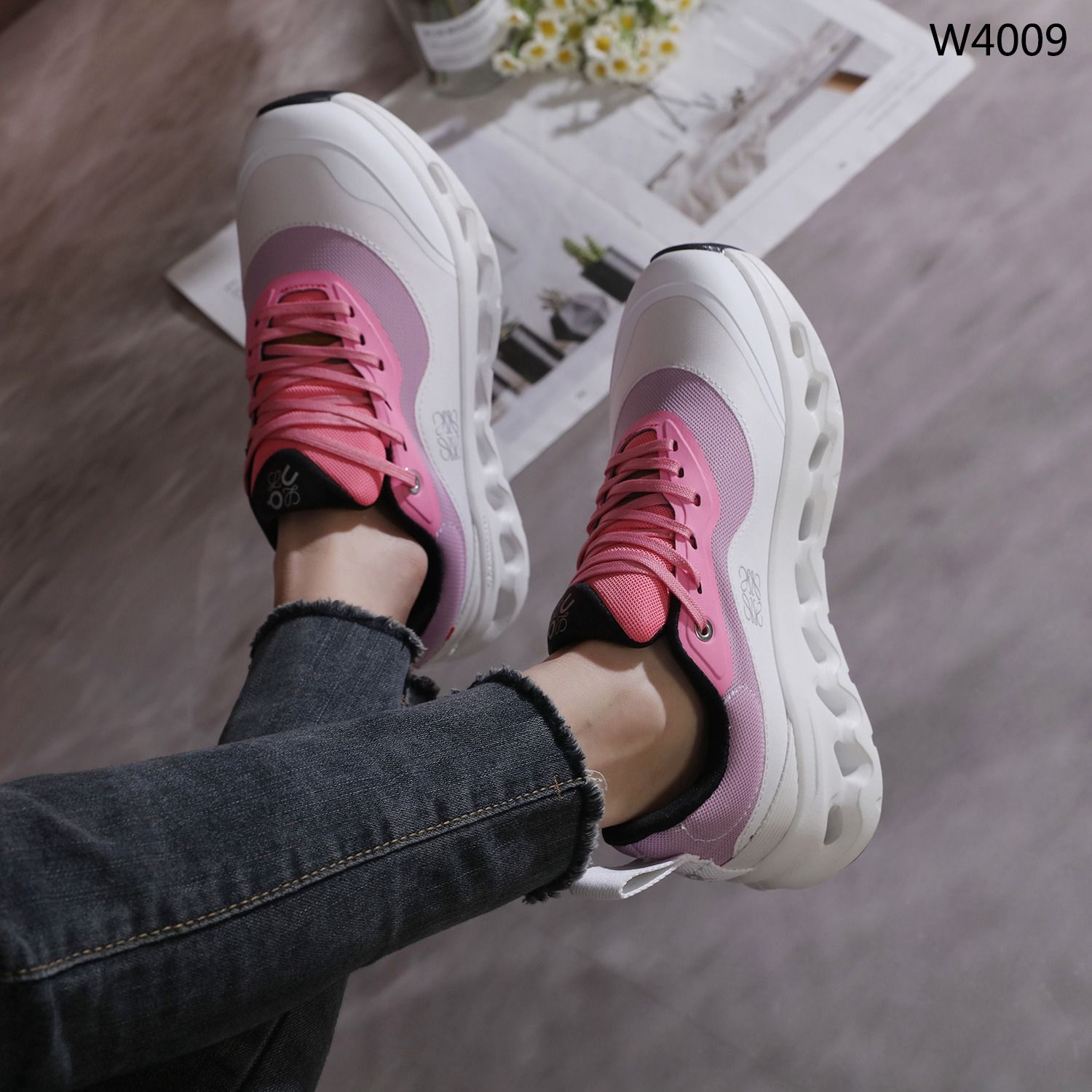 Sepatu On Cloud x Loewe Running Sneakers White Pink Edition W4009 Semi ...