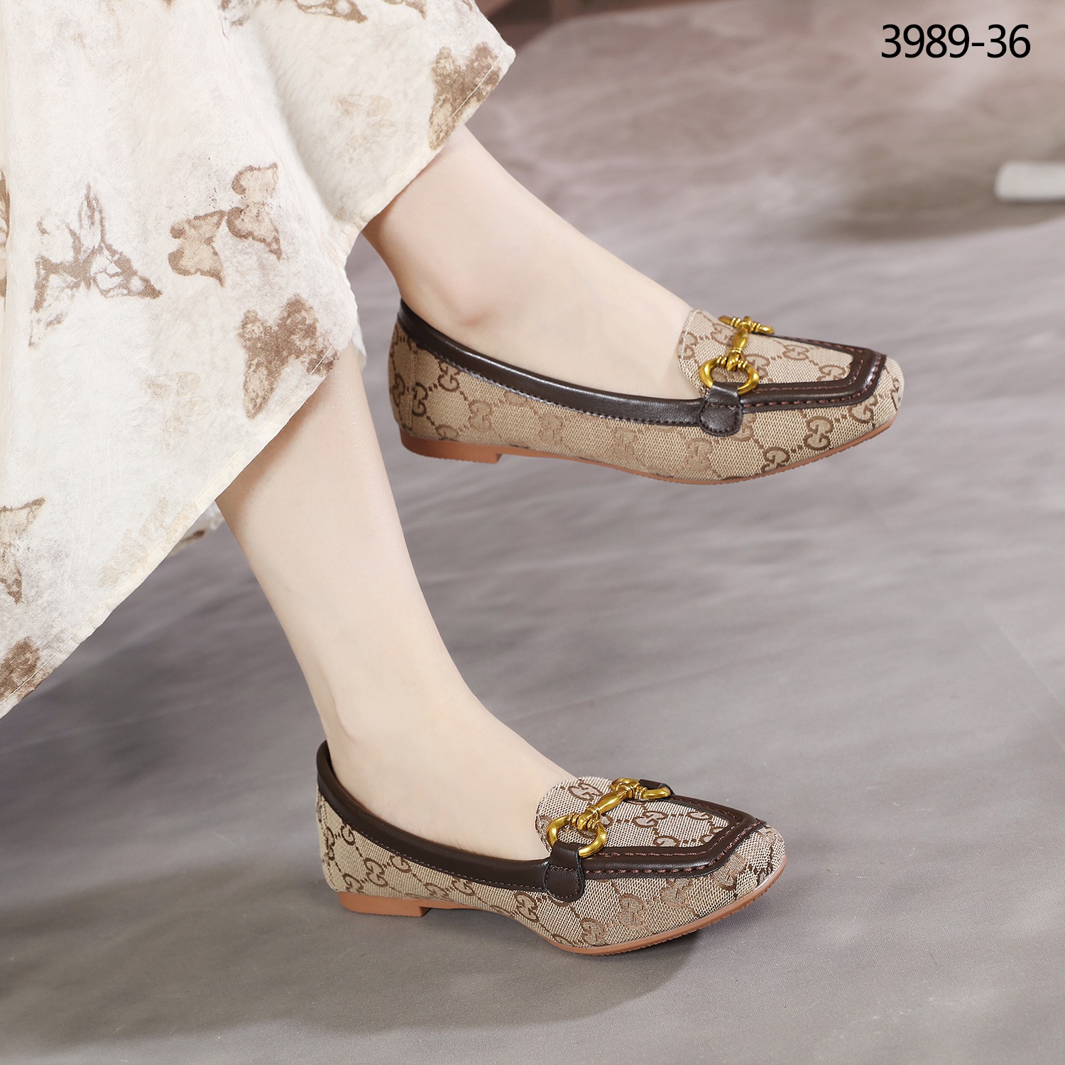Sepatu Gucci 3989-36 Gucci GG Canvas Horsebit Flat Shoes Semi Platinum ...