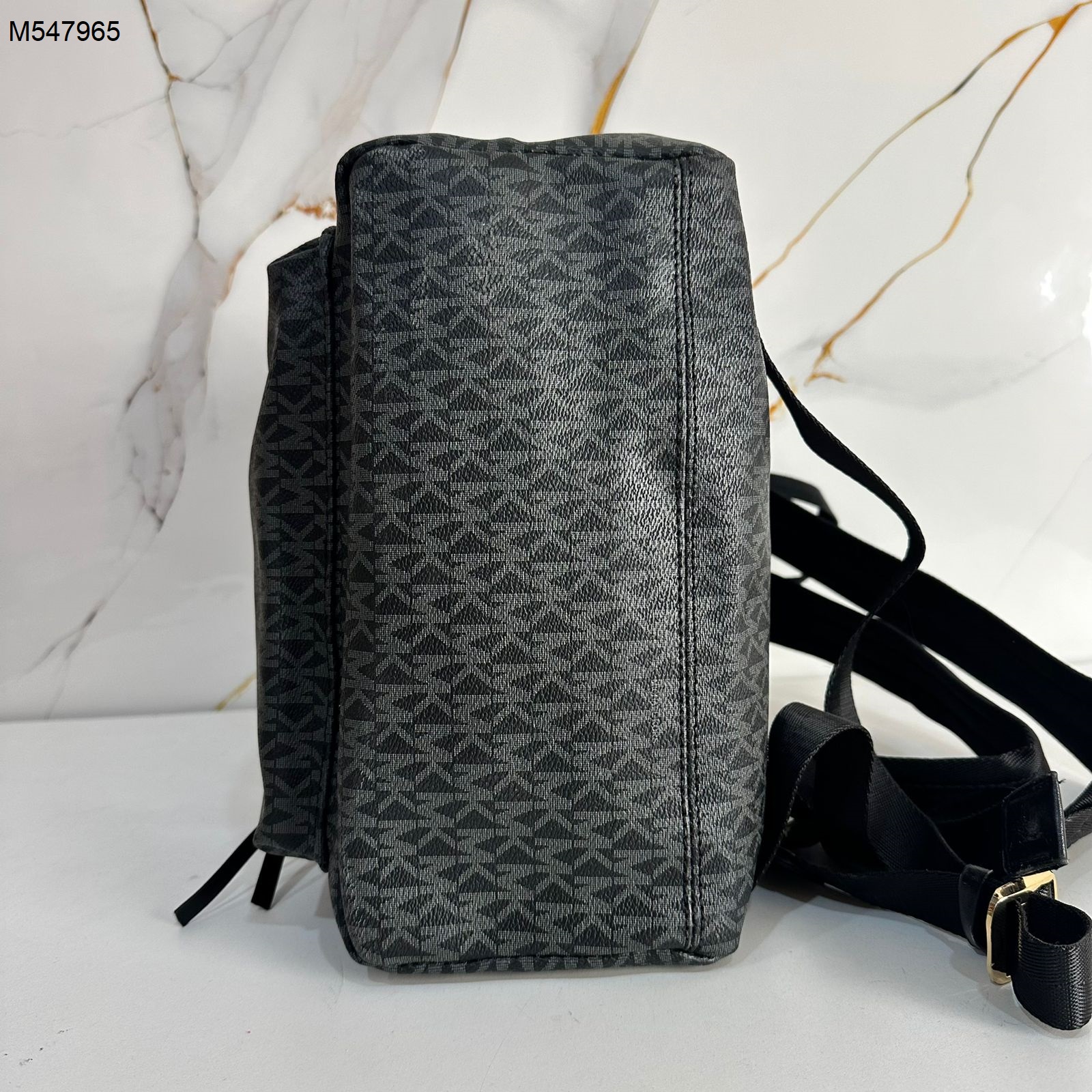 Tas MK M547965 Michael Kors Ransel Semi Platinum (Kode: MKR389) - TasKW.com