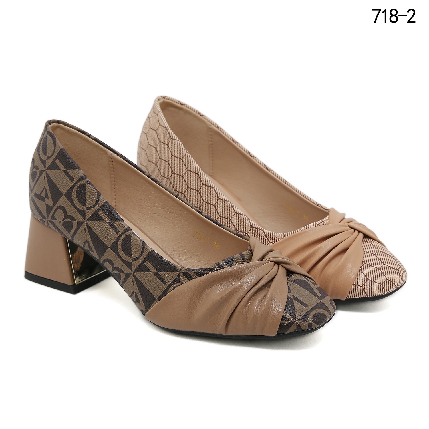 Sepatu Bonia 718-2 Monogram Block Heel Pumps Semi Premium (Kode: SBN012 ...